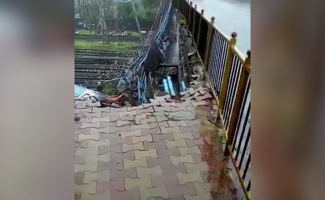5 Injured in Mumbai's Andheri Station Bridge Collapses - Today PR News